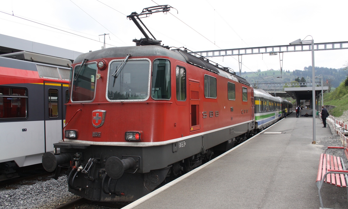 SBB CFF FFS Locomotives série Re 4/4 II , Re 420